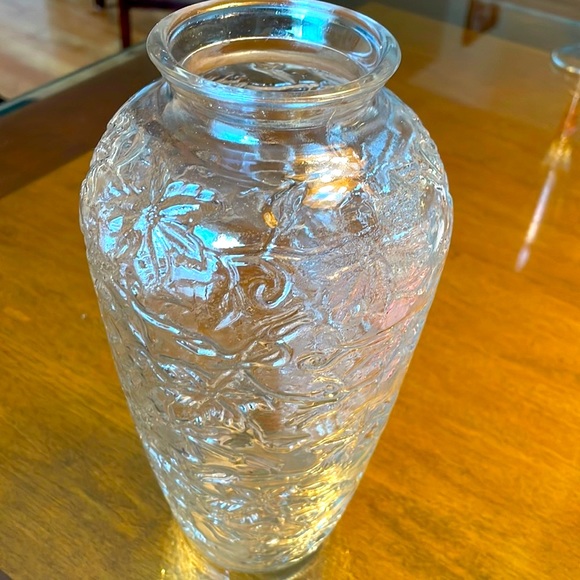 Princess House | Accents | Princess House Fantasia Vintage Vase With Raised Poinsettias 9 Inches ...